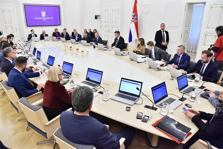 Ministarstvo rada, mirovinskog sustava, obitelji i socijalne politike - Na 187. sjednici Vlade ...