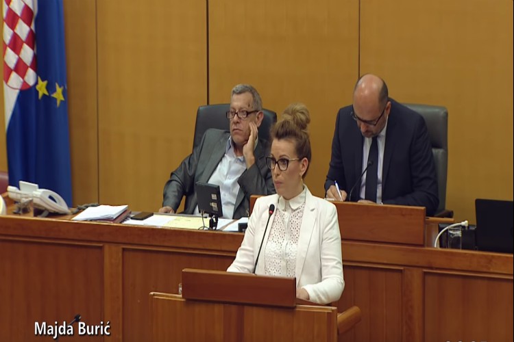 Ministarstvo rada, mirovinskog sustava, obitelji i socijalne politike - Državna tajnica Burić u ...