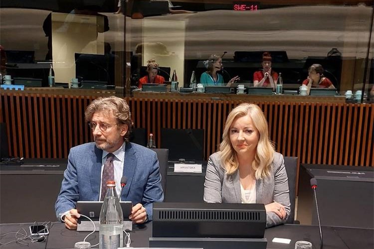 Ministarstvo rada, mirovinskog sustava, obitelji i socijalne politike ...