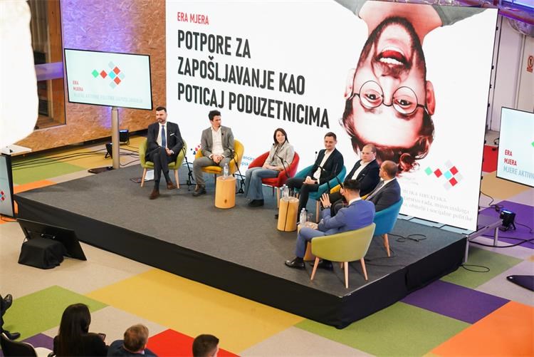 Ministarstvo rada, mirovinskog sustava, obitelji i socijalne politike - Predstavljene mjere ...